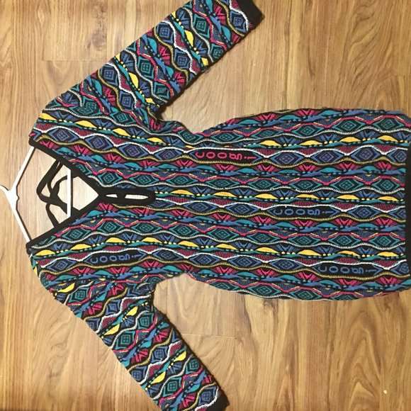 COOGI | Dresses | Coogi 3d Knit Sweater Dress Sz Large Mini Keyhole ...